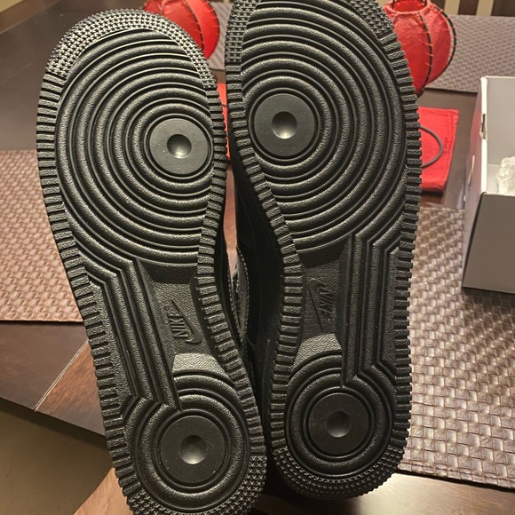 Off-White | Shoes | Authentic Offwhite Air Force Momas Worth 600 | Poshmark